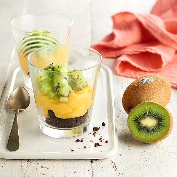 Lime and Zespri Green kiwifruit custard with cookie crumble